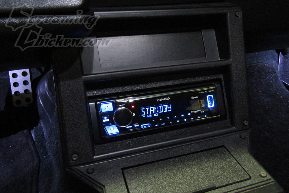 Kenwood KMM-BT732HD Single DIN Radio – Screaming Chicken
